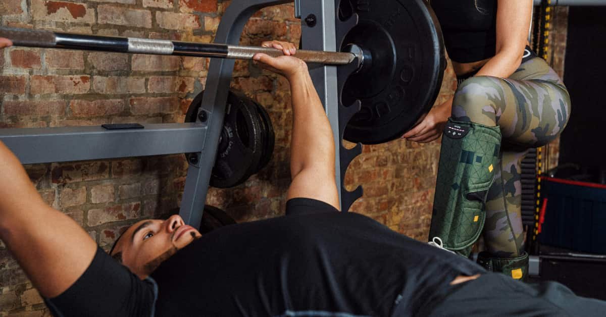 The Ultimate Guide To The Bench Press: Variations, Errors, And 5 Best ...